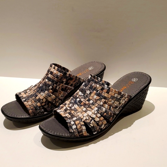 BM bernie mev. | Shoes | Bbernie Mev Bm Wedge Slides Sandal | Poshmark